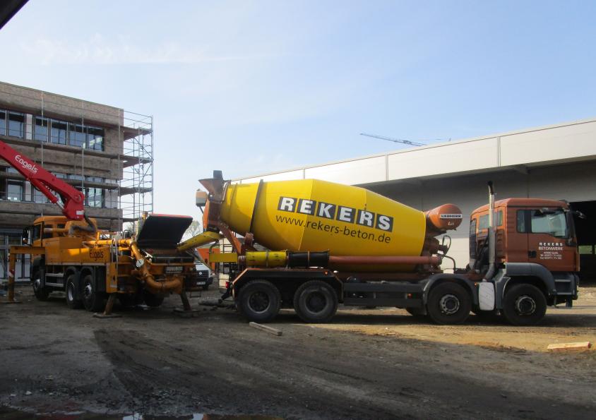 Transportbeton | Baustellenbetonlieferung von REKERS